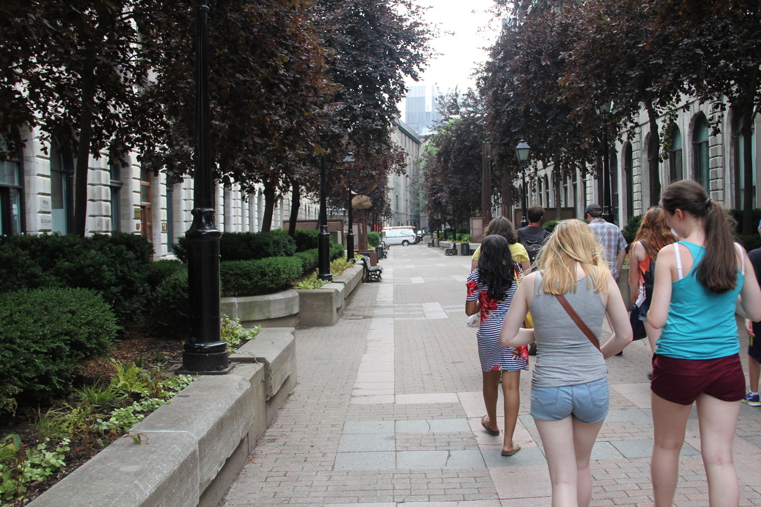 Why You Should Take A Free Walking Tour