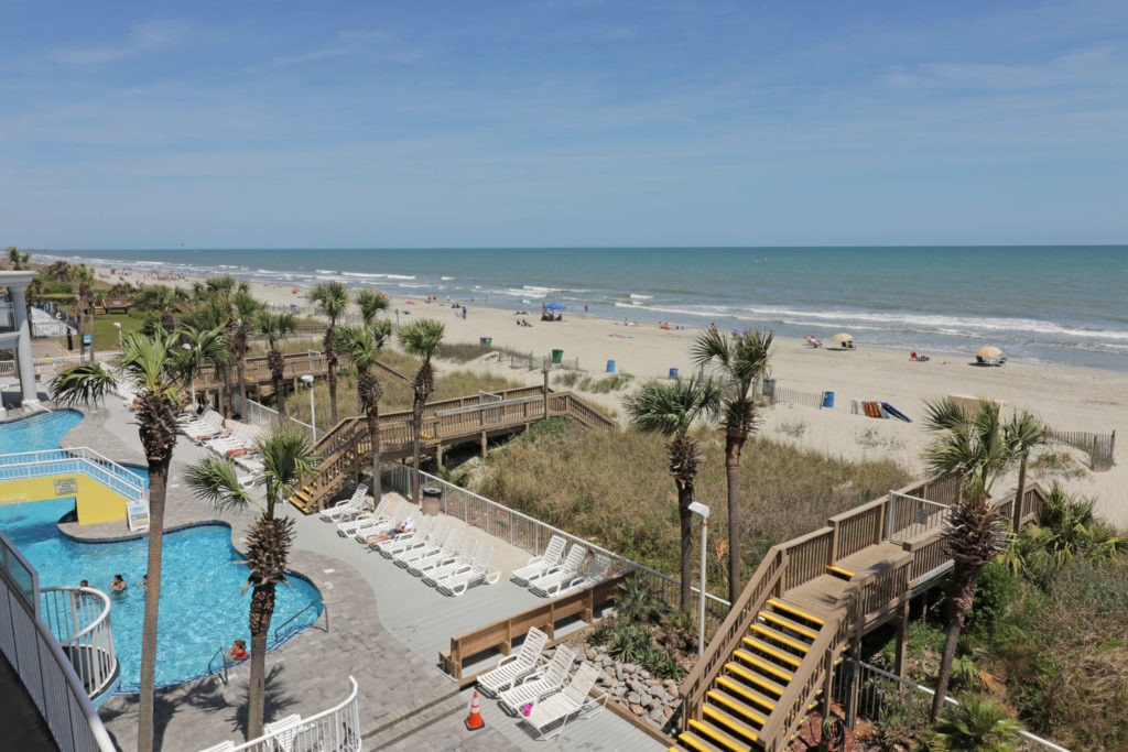 Stay, Eat, Play: Crown Reef Beach Resort and Waterpark